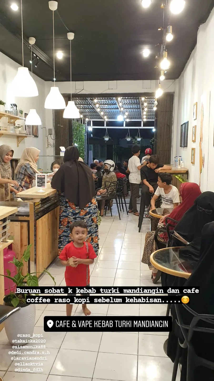 Menu Baru, Burger UFU di Rumah Risoles dan Cafe Raso Kopi – Lintas Tiga