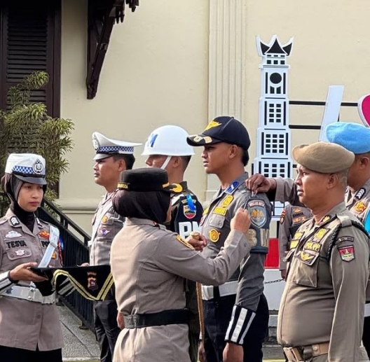 Polresta Bukittinggi Gelar Apel Pasukan Operasi Keselamatan 2025,Sebagai Upaya Tumbuhkan ...